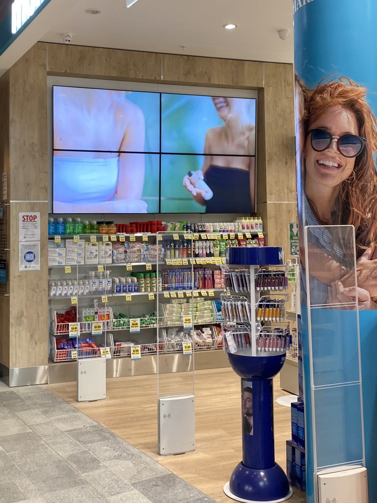 Create and manage your digital signage with SignDirector