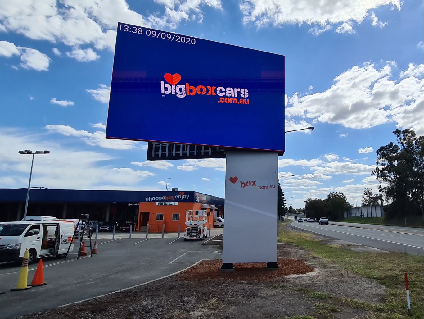 Create and manage your digital signage with SignDirector